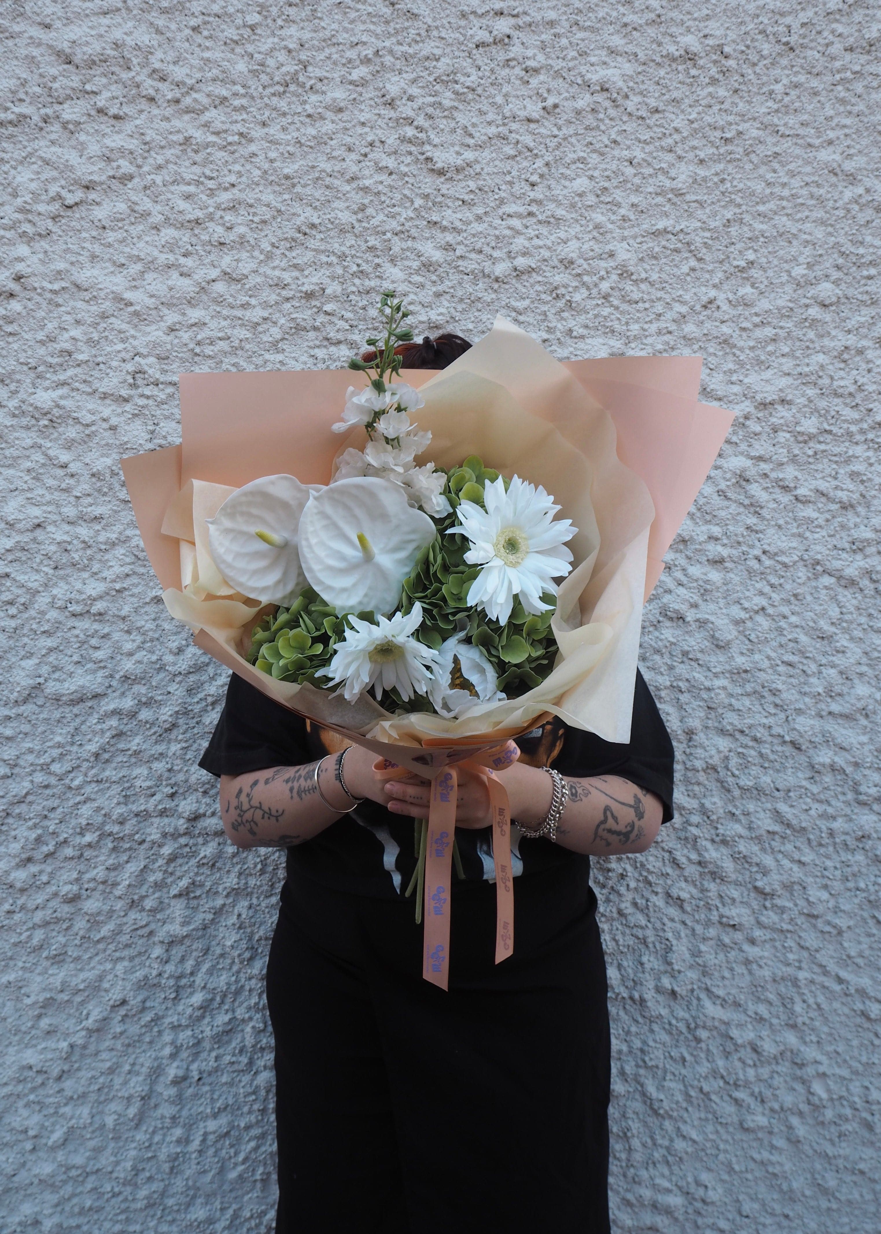 FLORIST ADELAIDE –Neutral Faux Bloom Grandi Bouquet